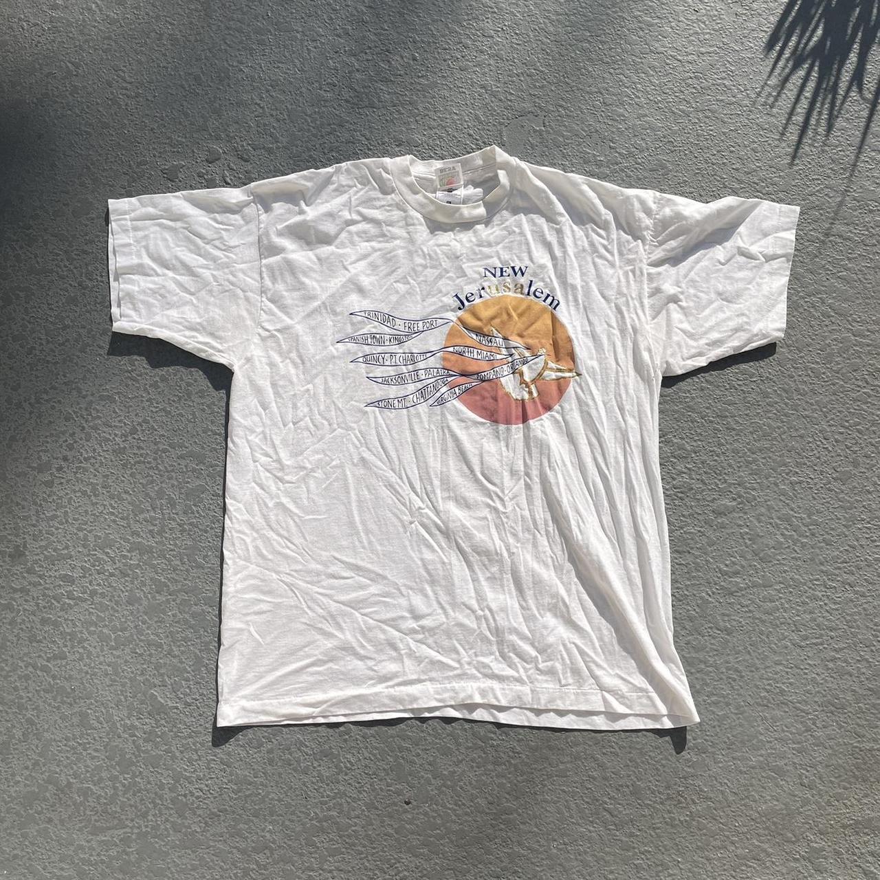 men’s vintage XL tshirt - Depop