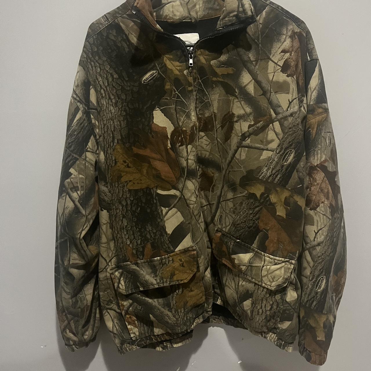 Realtree Camo Jacket - Depop