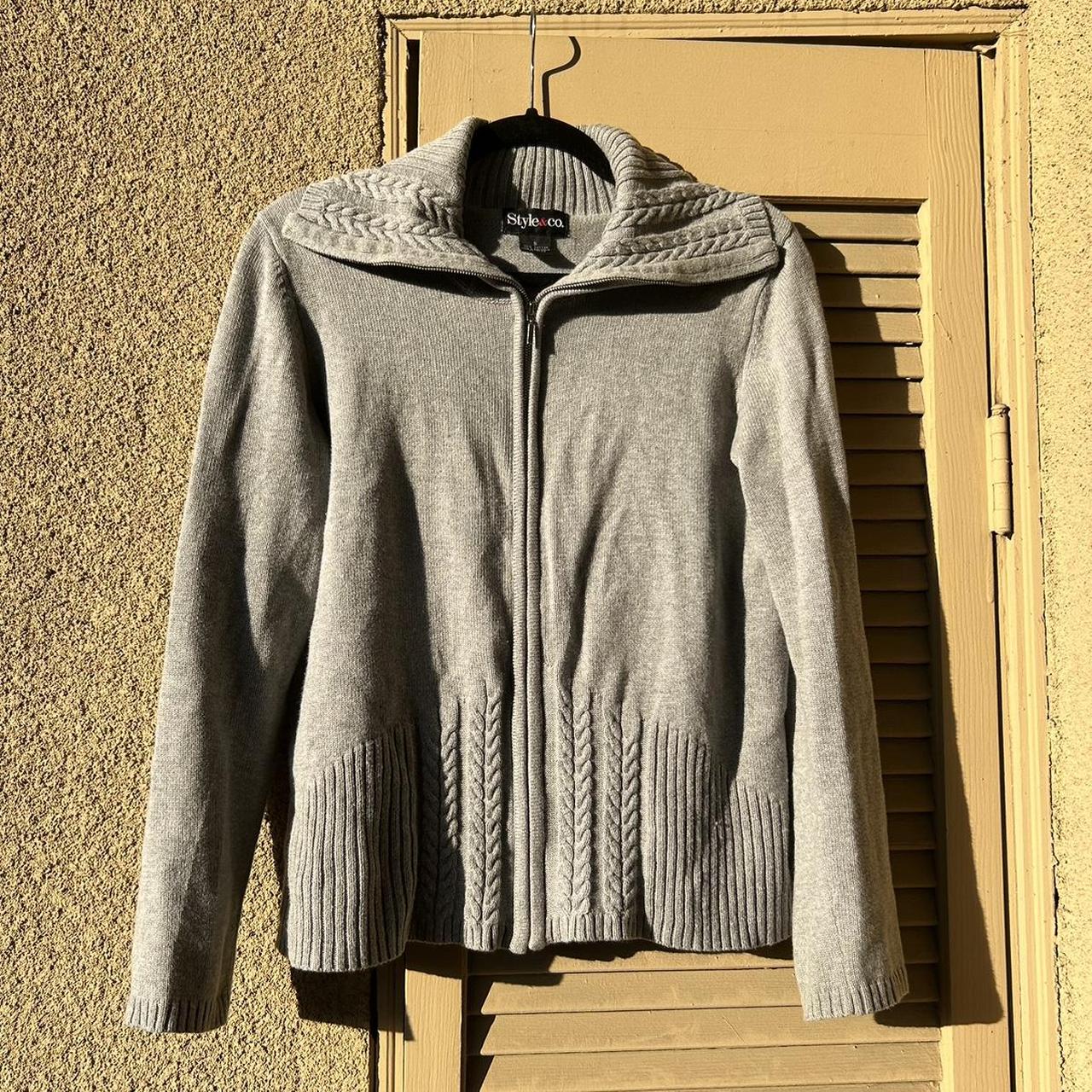 Preppy lil knit zip up - Depop