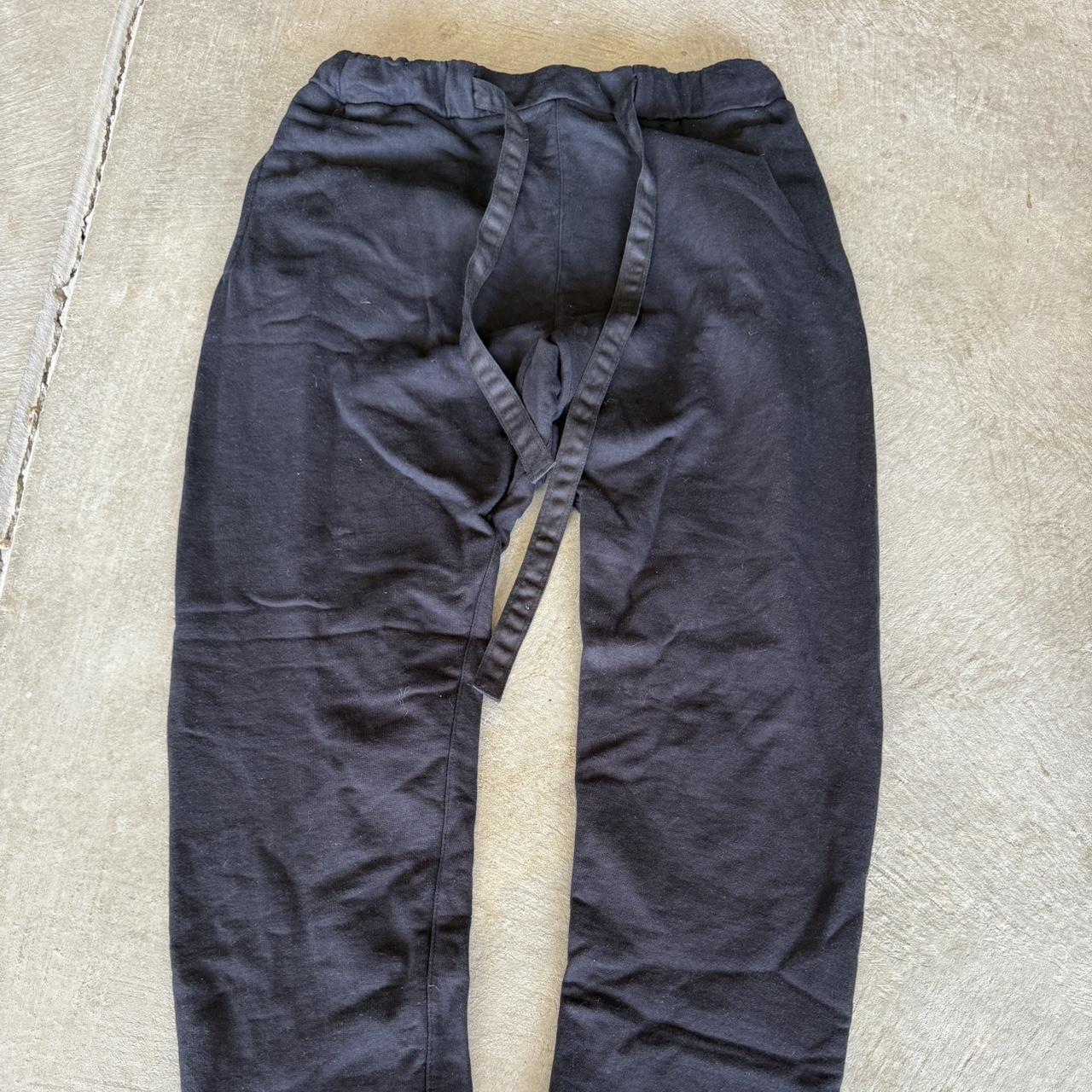 Black drawstring sweatpants | Depop