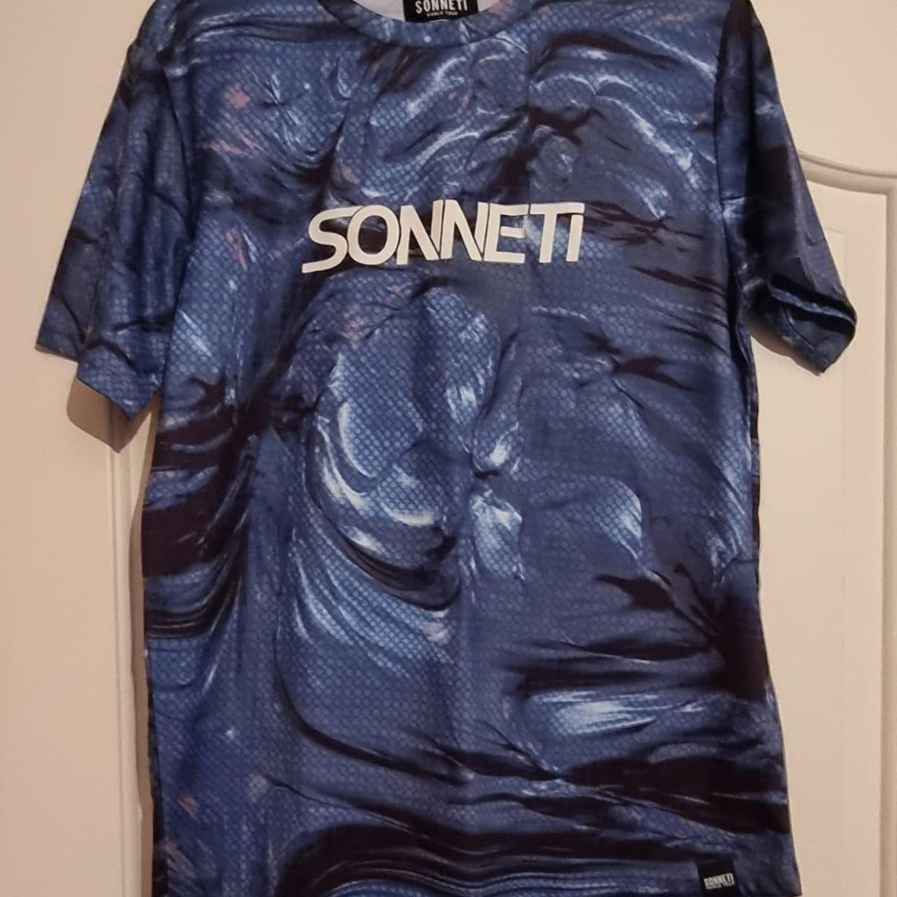 Sonneti Boys T-Shirt Very good condition Size Age... - Depop