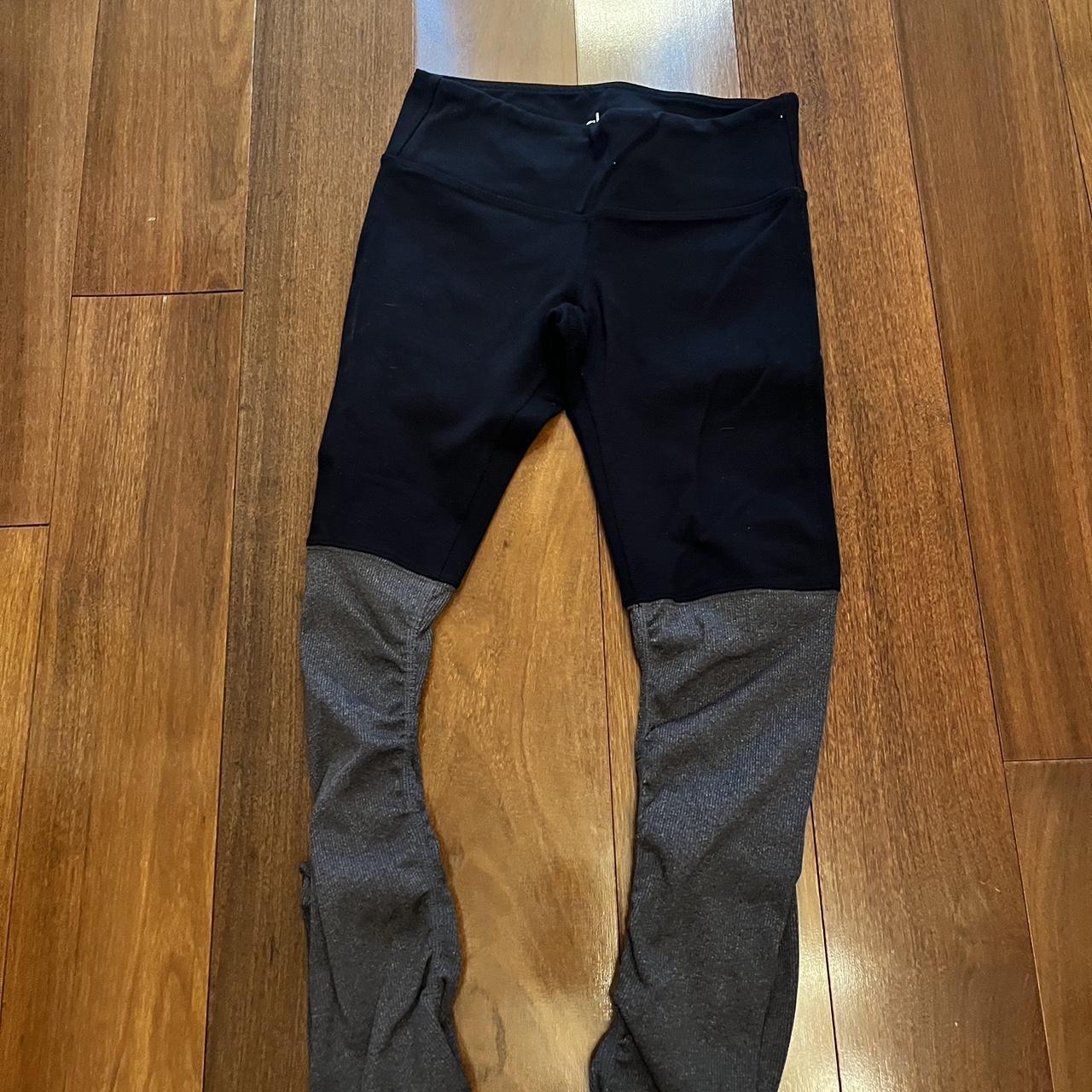 alo leggings - Depop