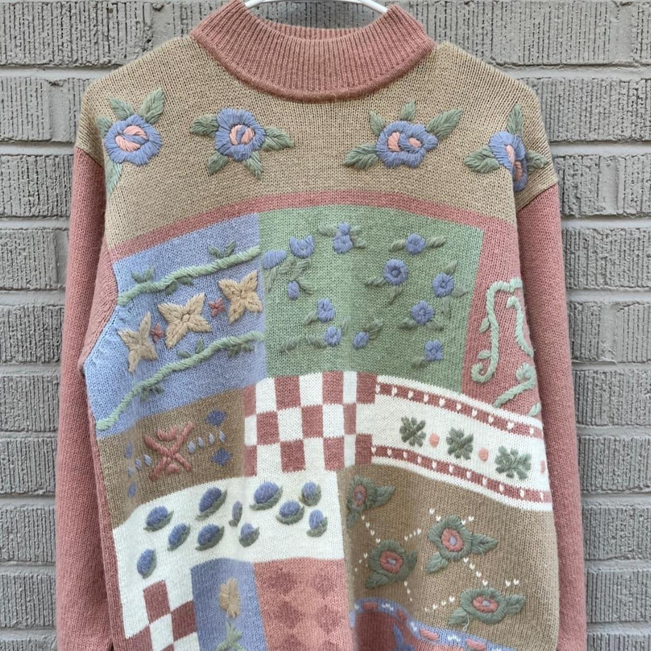 Vtg flower embroidered sweater. Women’s medium - Depop