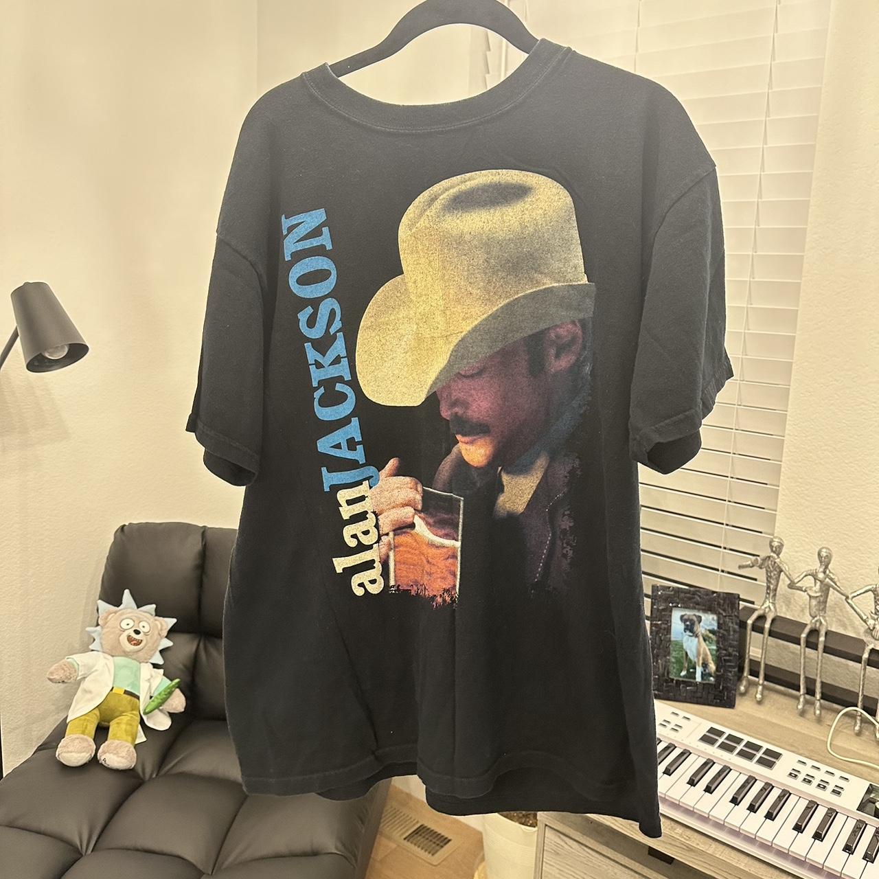 2006 Alan Jackson Tour tee Size L fits true to size - Depop