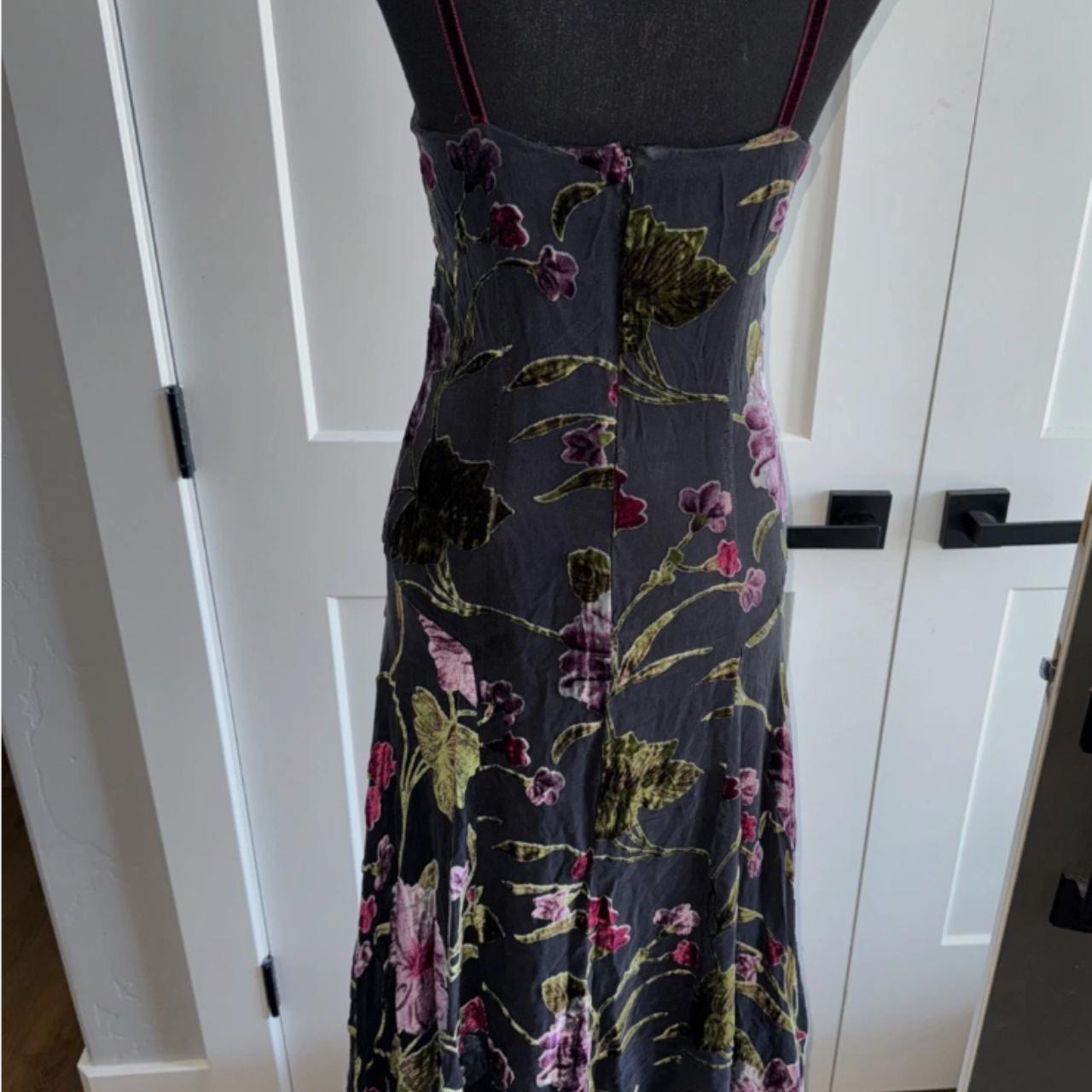 Sue Wong Vintage 100% Silk Y2K Velvet Floral Dress... | Depop