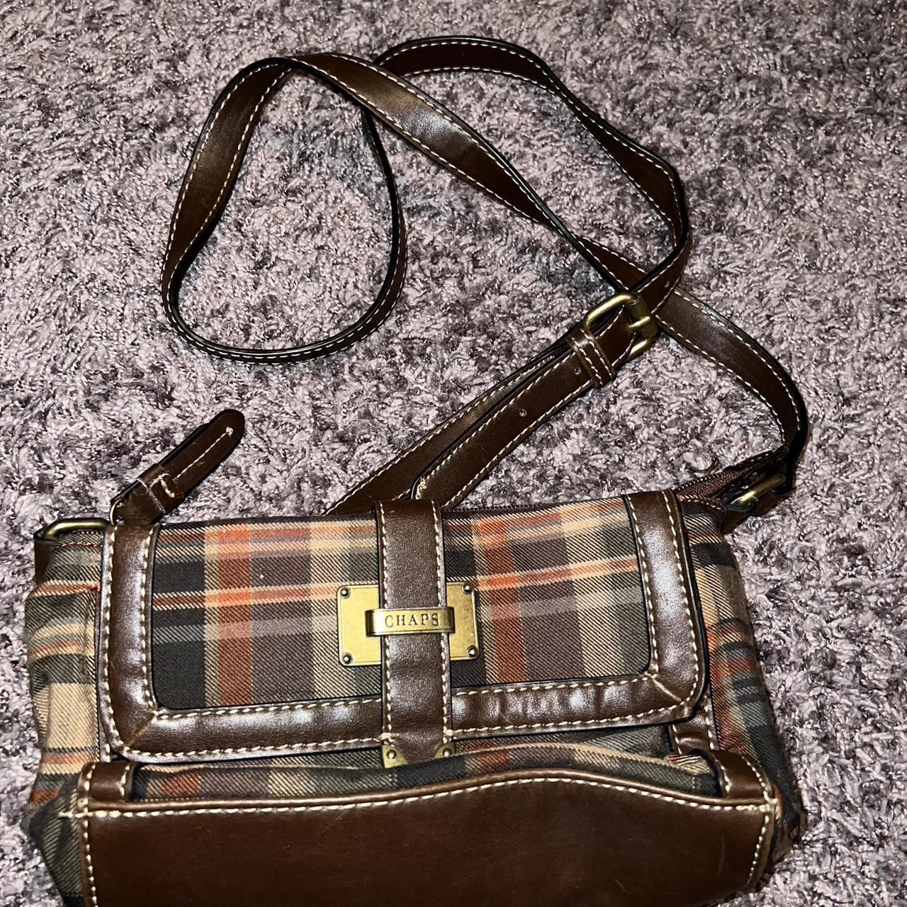 CHAPS PLAID PURSE 👛 very cute! Stain free! Leather... - Depop