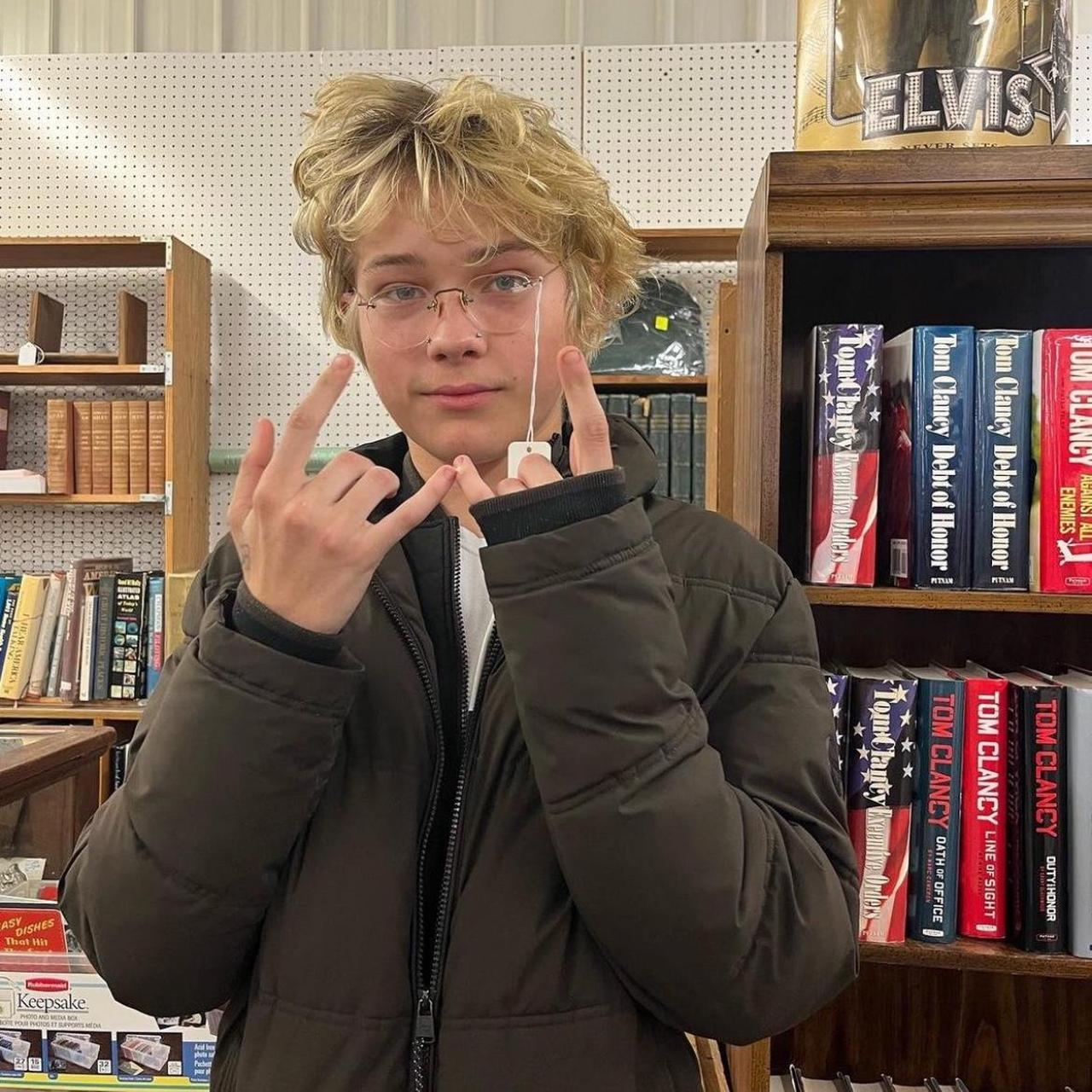 Nettspend worn London fog winter jacket price is... - Depop