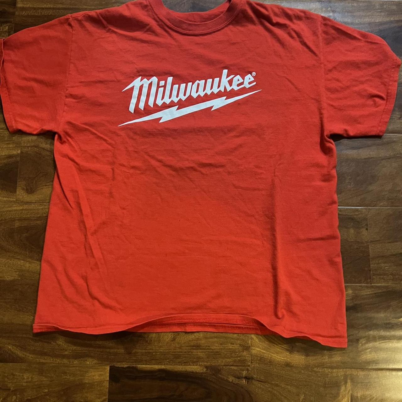 Milwaukee Red XL Shirt Model Measurements : Height :... - Depop