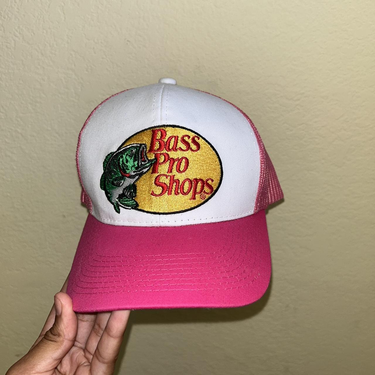 bass pro shop hat never worn - Depop