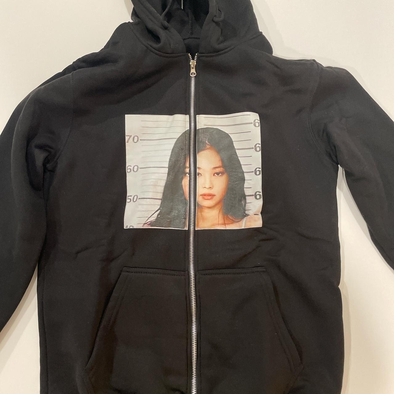 Y2K zip up hoodie in black Size med - Depop