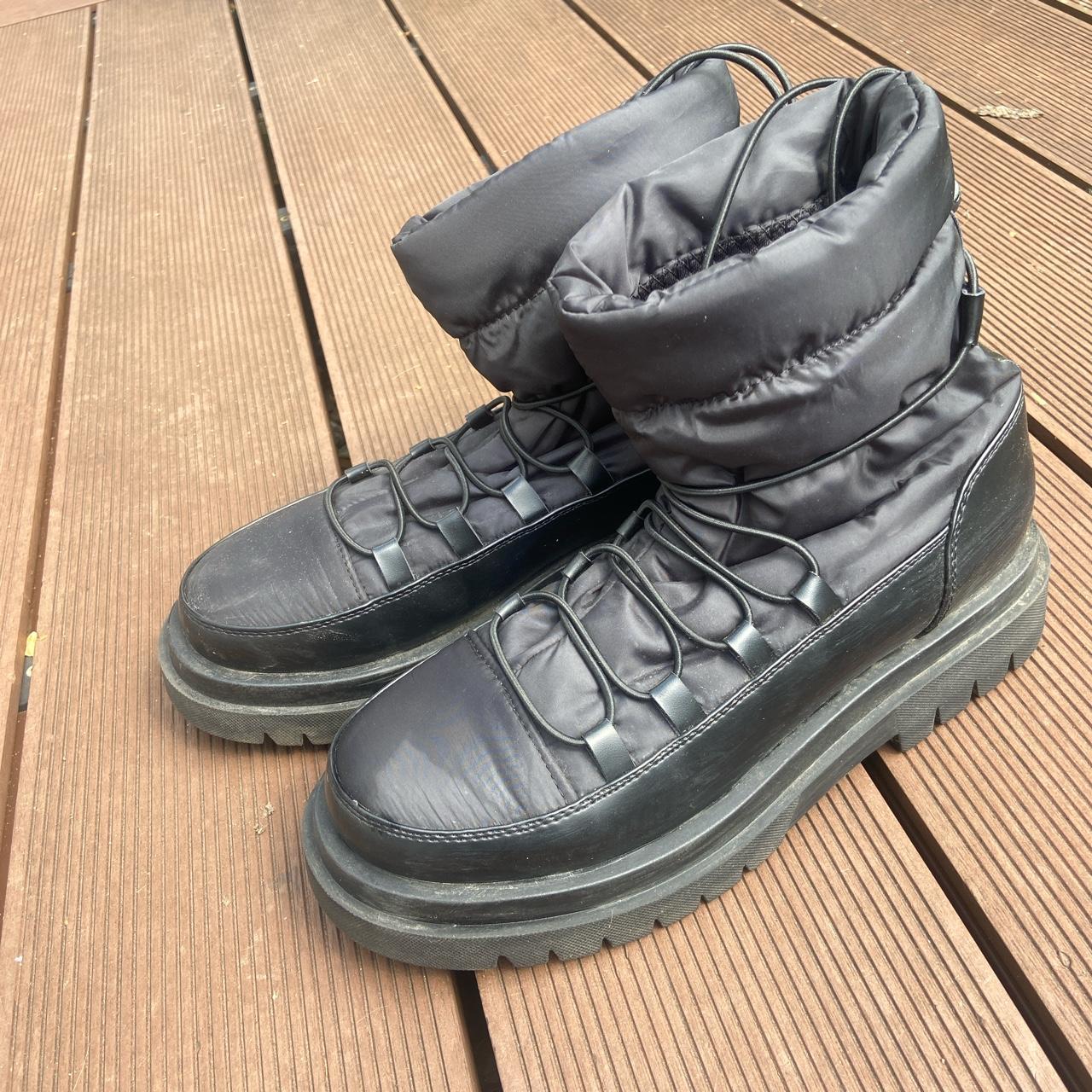Truffle Man black puffer snow boots with elasticated... - Depop