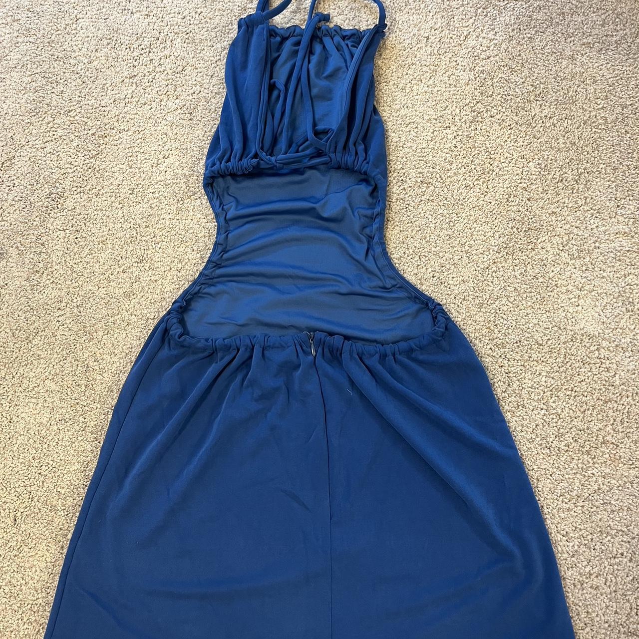 Blue dress with open back - Depop