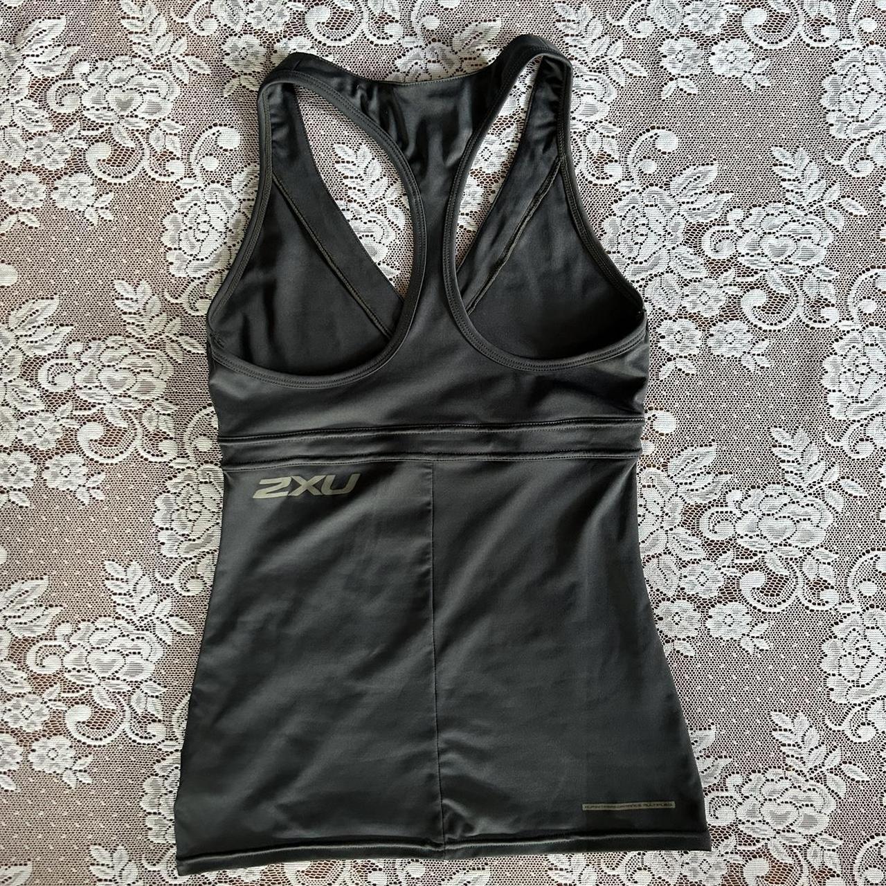 Like new 2XU workout compression top. Super... - Depop