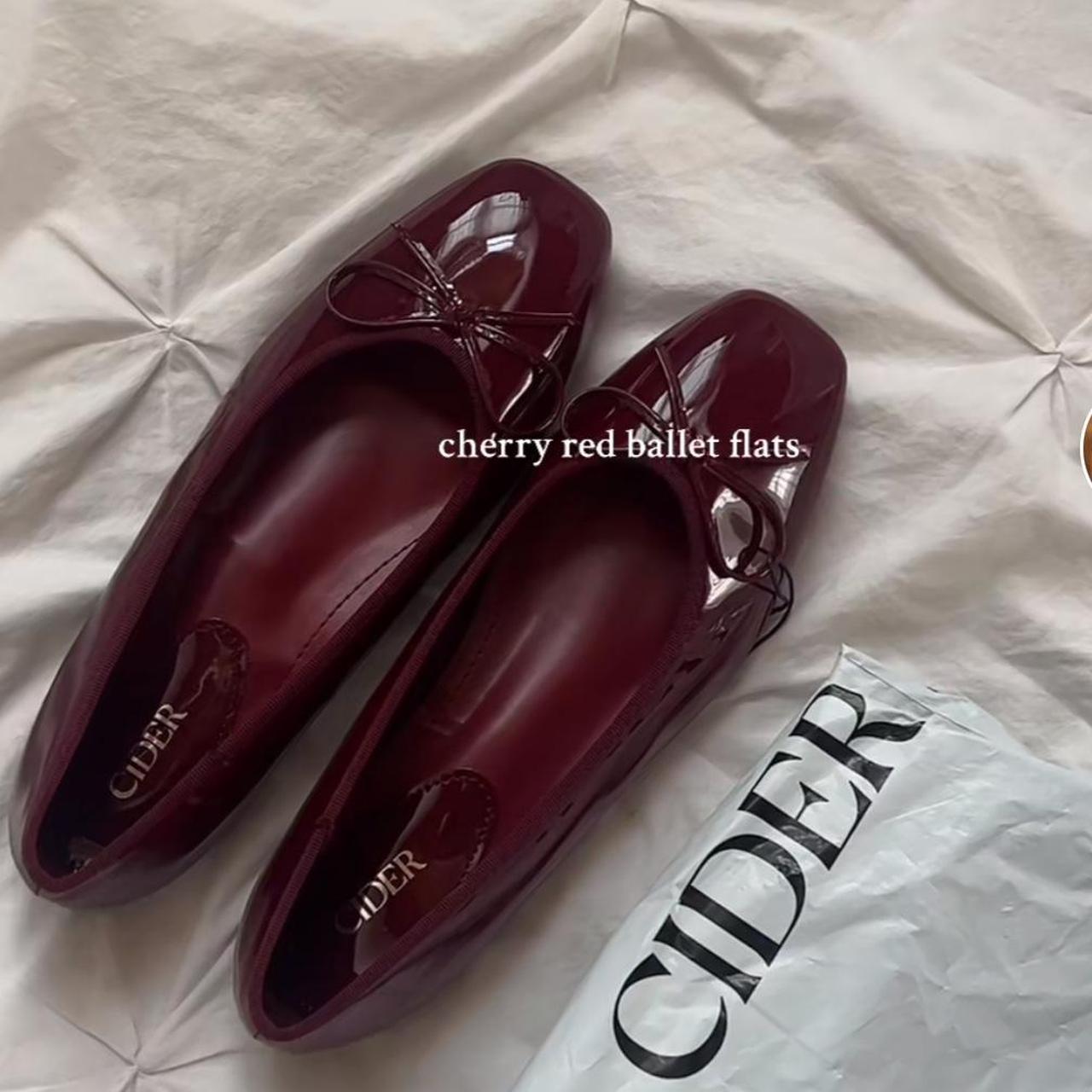 cutest red ballet flats 💋💋 abselutly new condition... - Depop