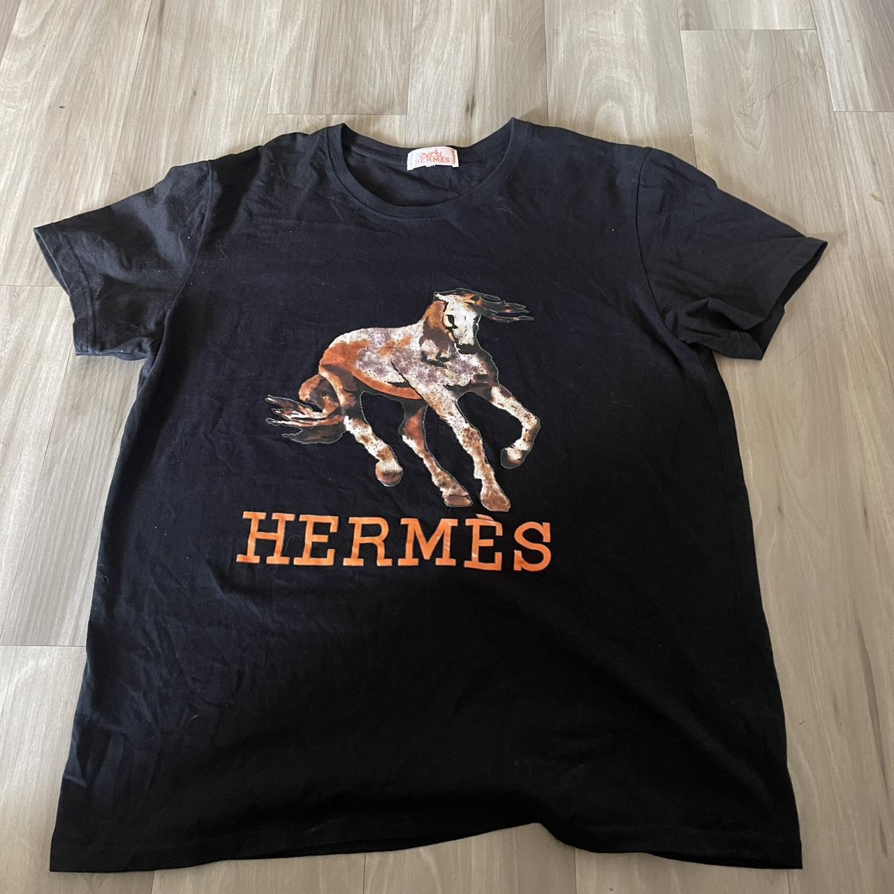Hermes black t-shirt not use at all - Depop