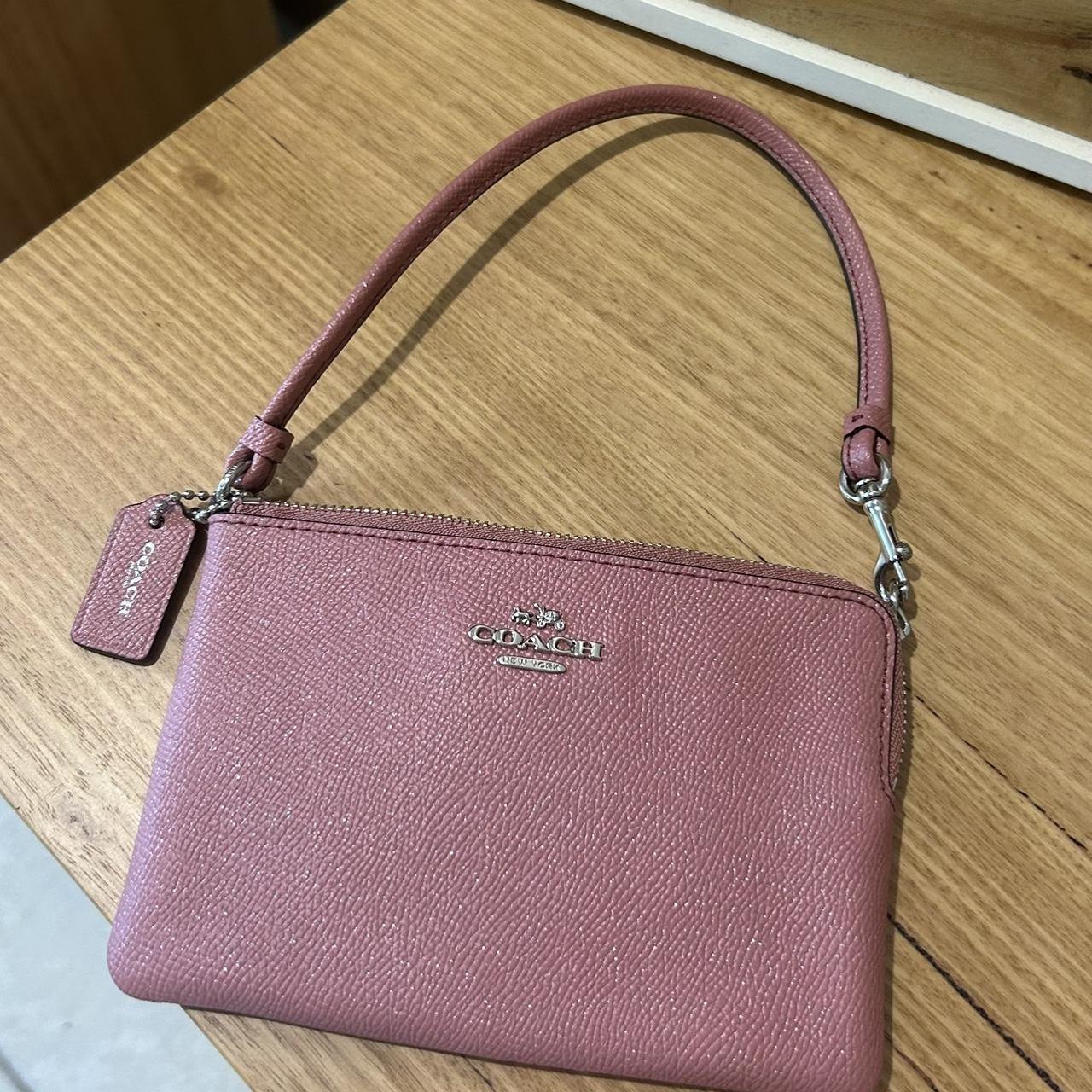 Small pink Coach purse - Depop