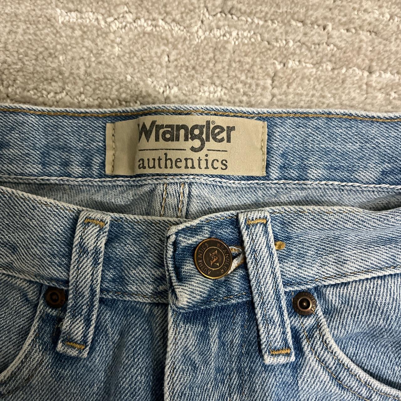 Wrangler jorts Cut short Fit small - Depop