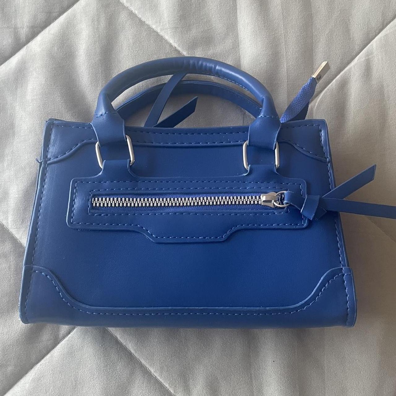 Small royal blue purse with one pocket inside and... - Depop