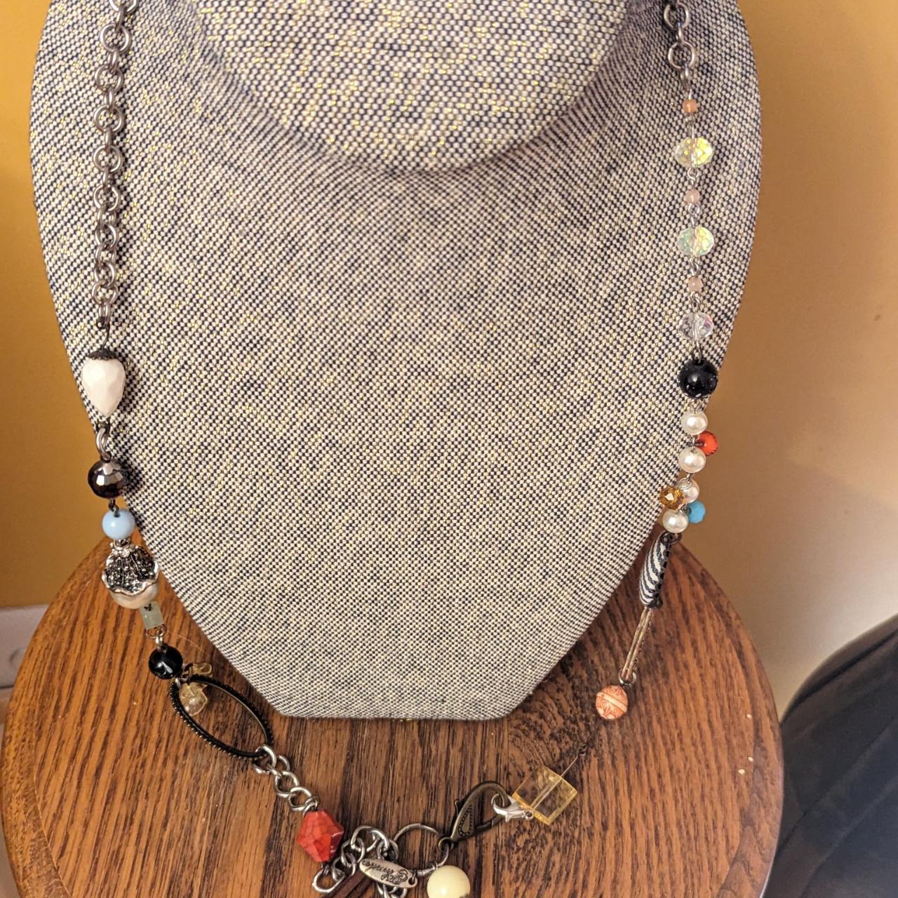 Plunder necklace about 16" in length goes over the... - Depop