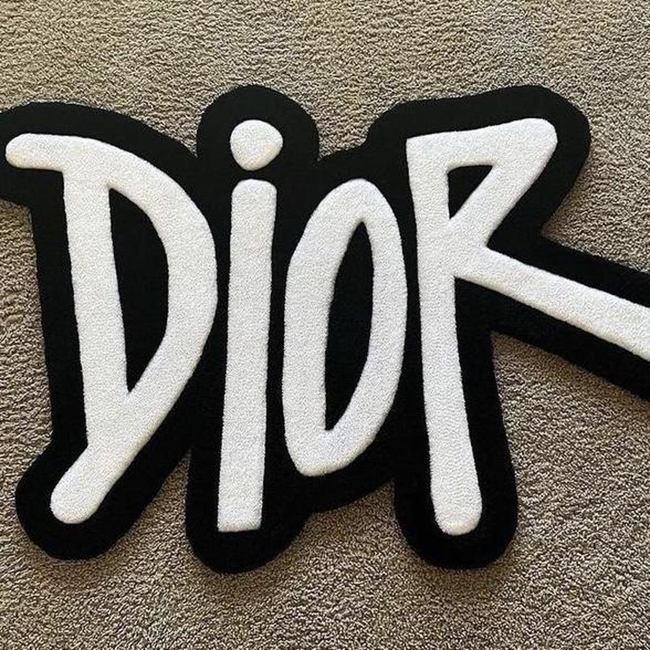 dior rug 2ft x 3 in if i sent you an offer accept... - Depop