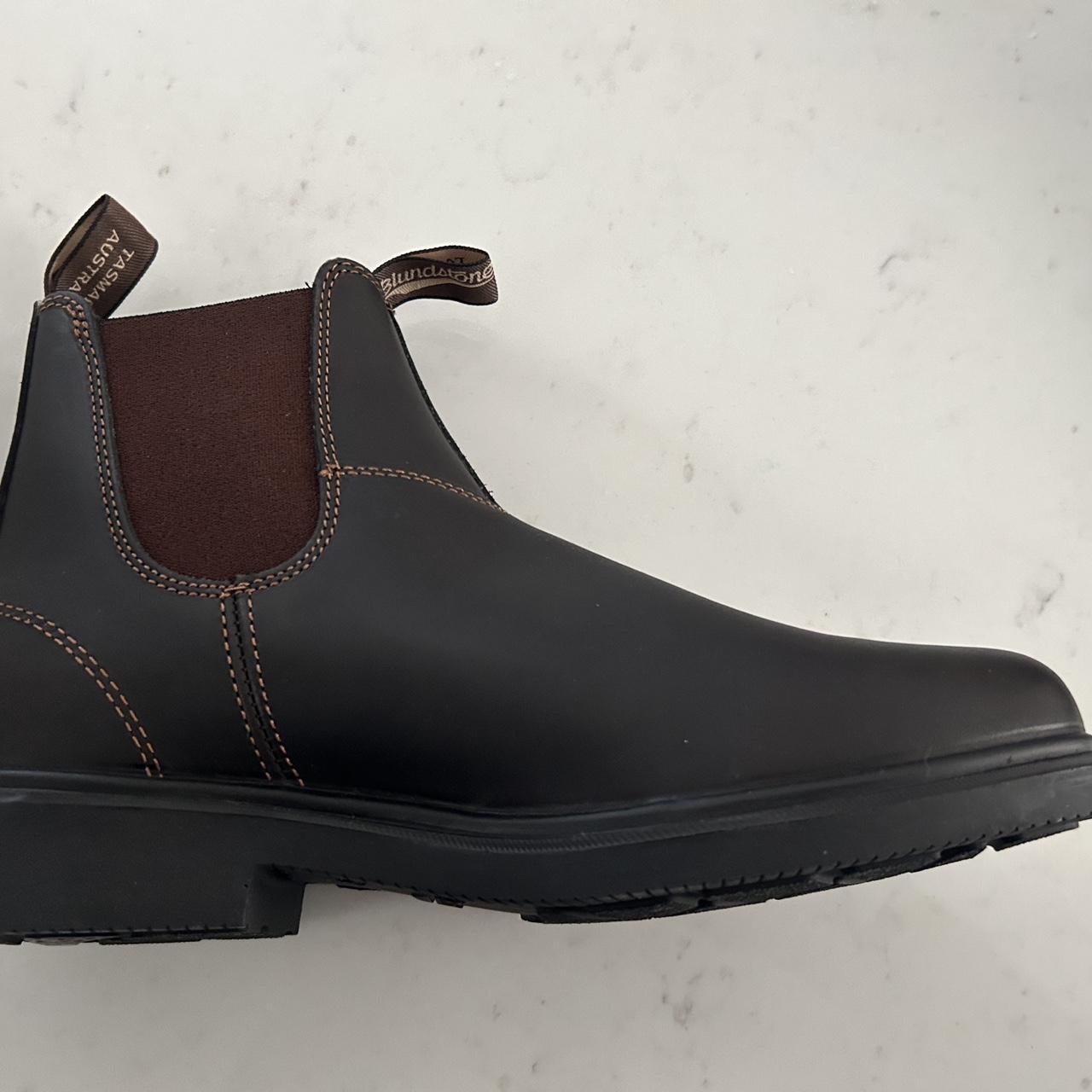 Blundstone style 062 men’s U.S. 10.5 in Stout Brown.... - Depop