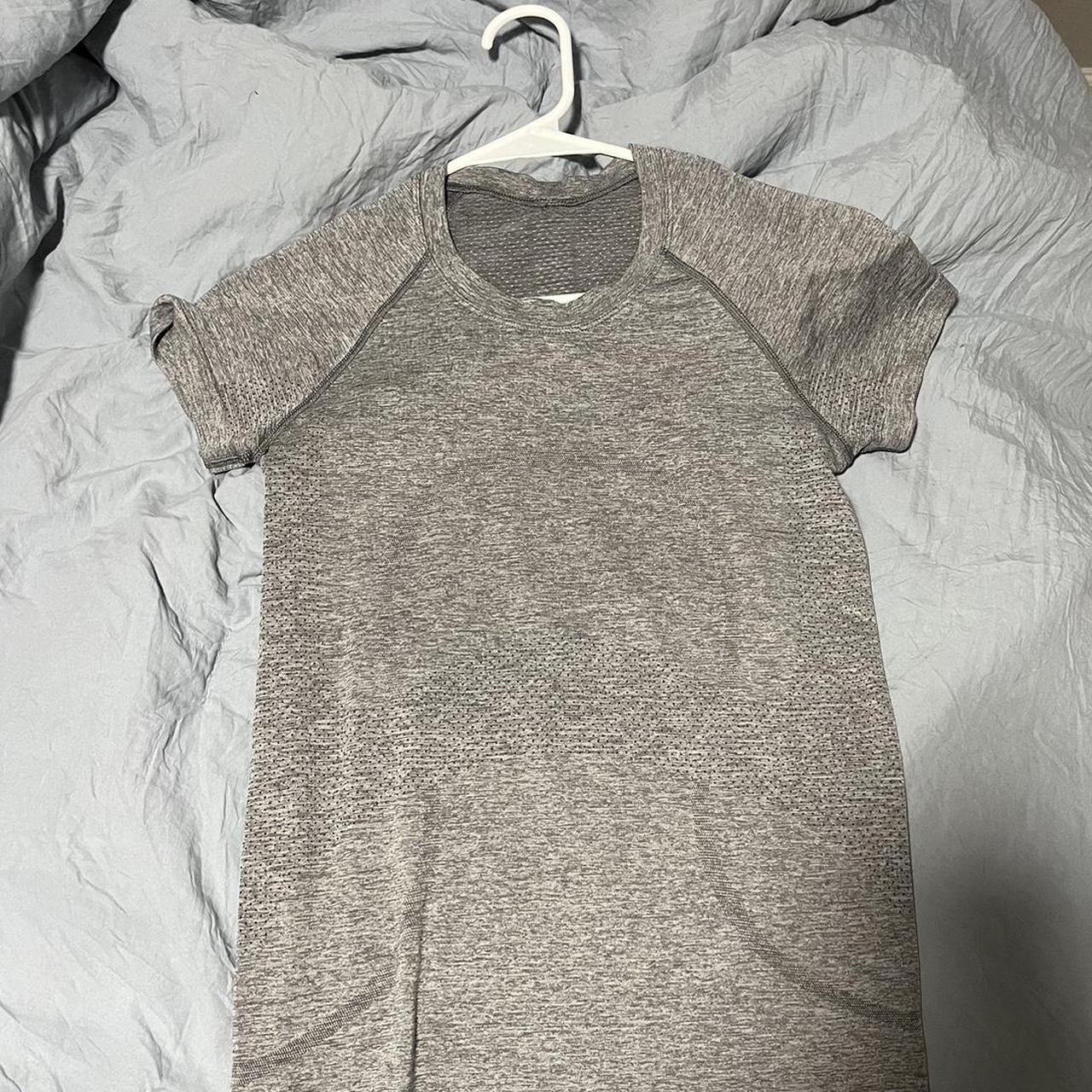 Lululemon grey swiftly tech Active shirt Size 2 Fits... - Depop