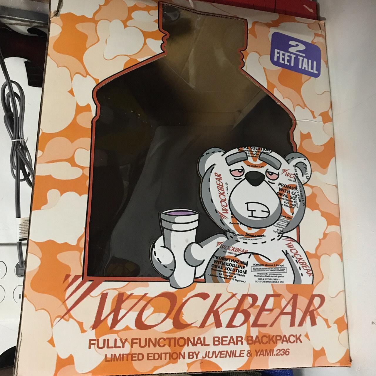 yami x juvenile wockbear back pack - Depop