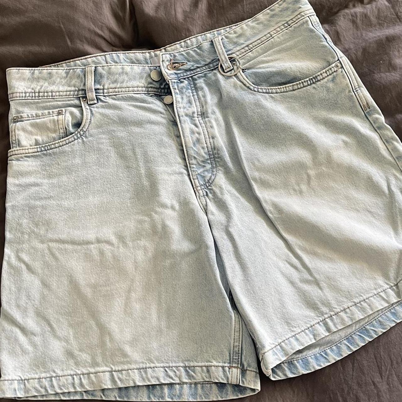 Light blue denim shorts Buttons in the front - Depop