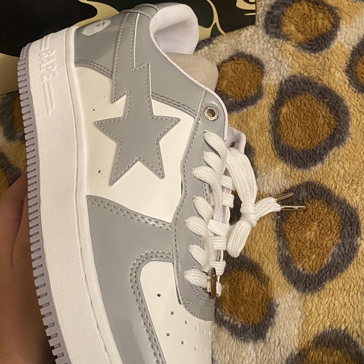 Grey and white bapestas willing to negotiate - Depop