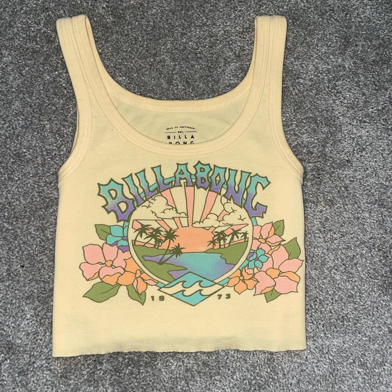 billabong tank, never worn - Depop