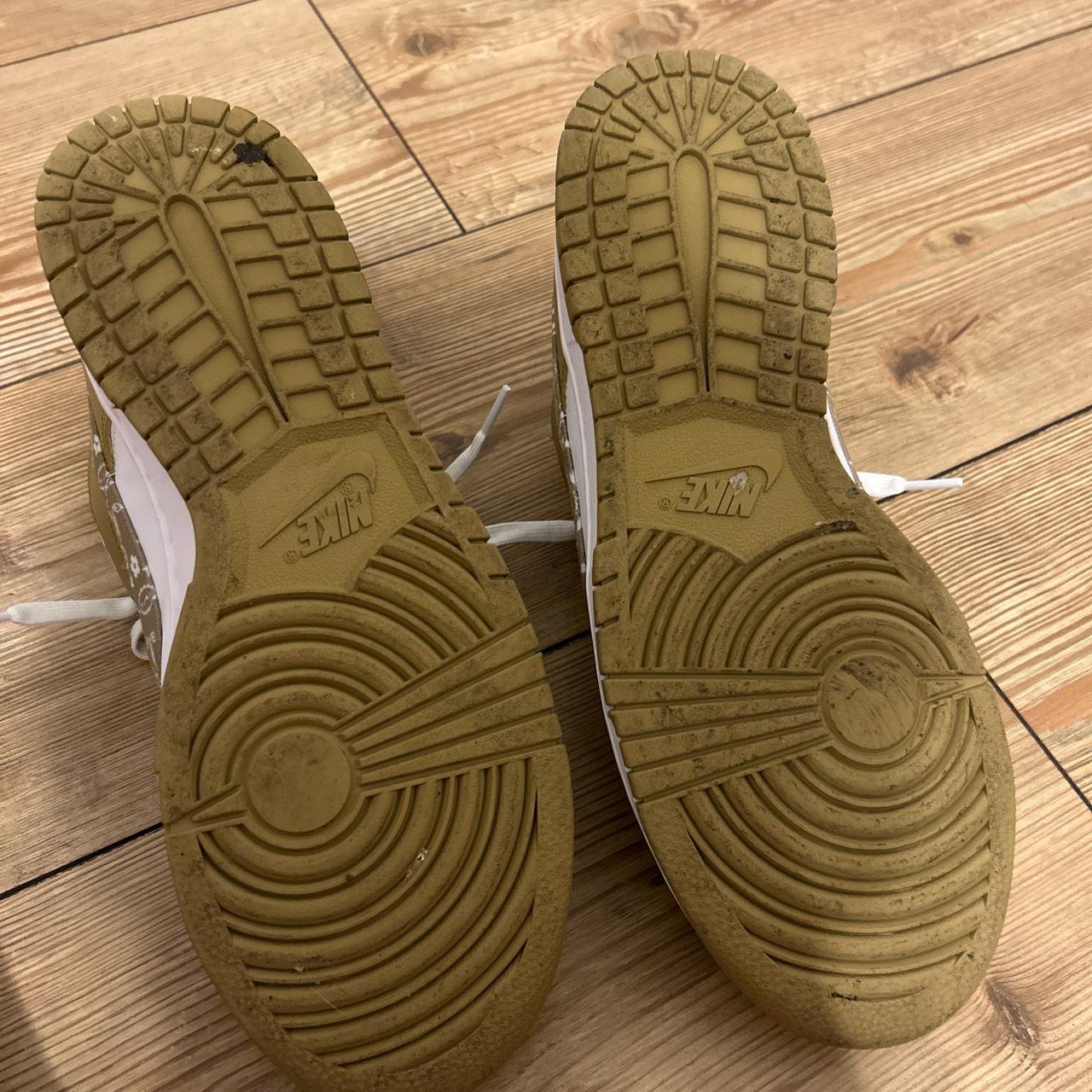 Nike dunk low bailey parsley. worn a few times.... - Depop