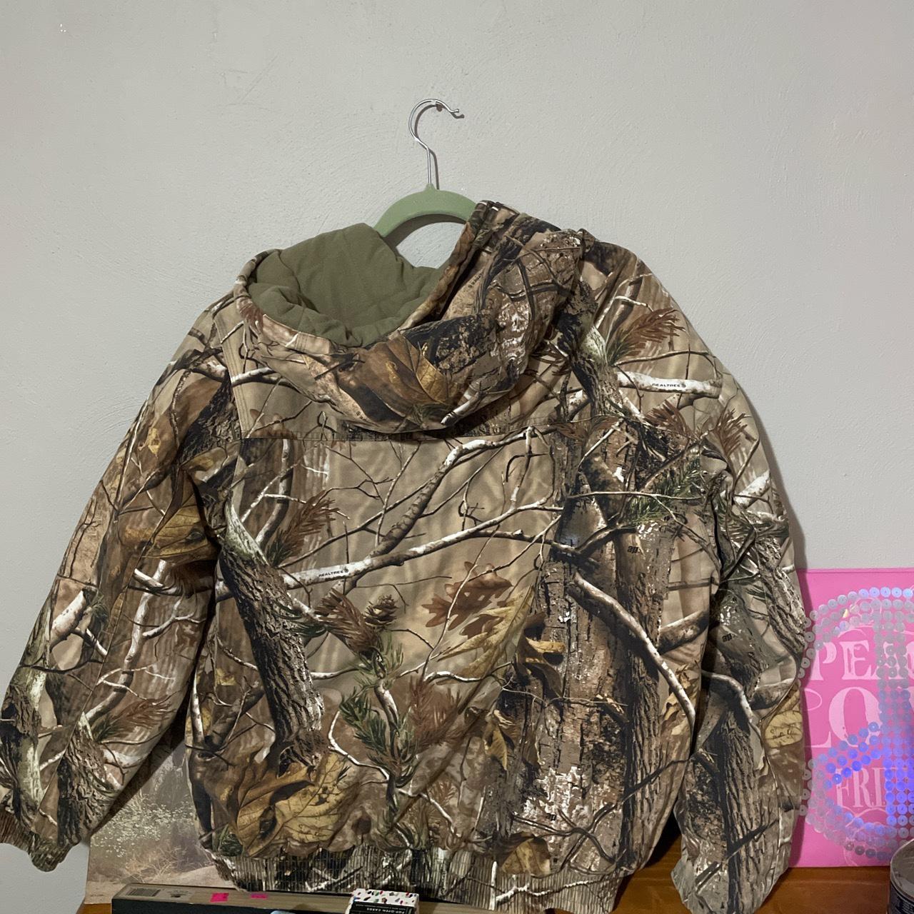 Real tree jacket men’s size large - Depop