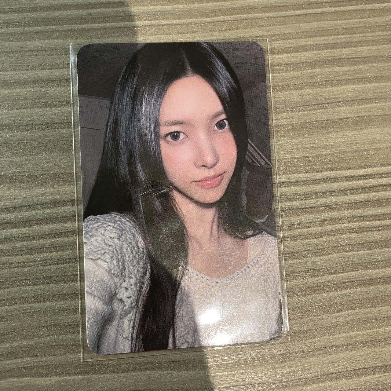 illit ILLIT super real me album photo card pc pob... - Depop