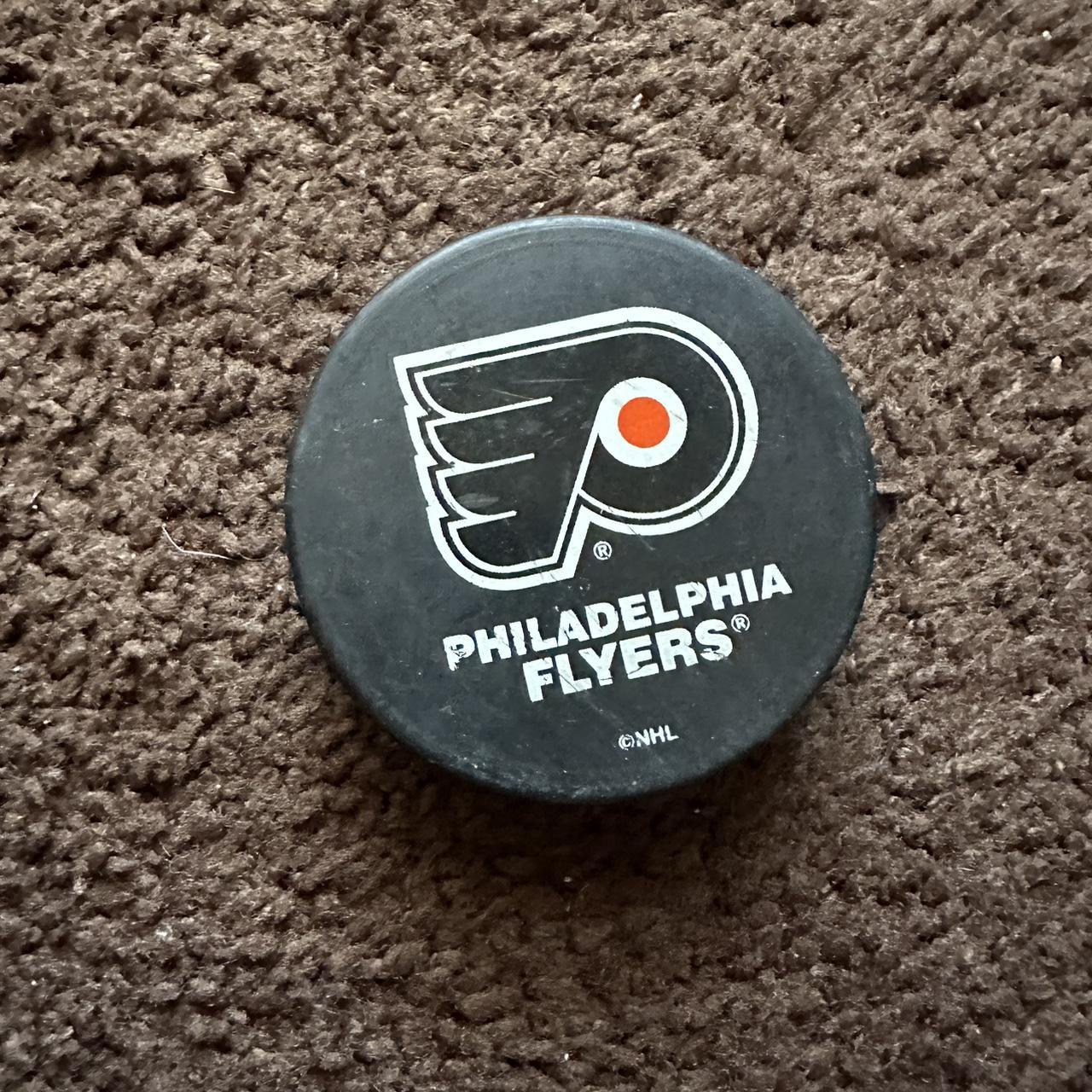 philadelphia flyers authentic game puck - Depop