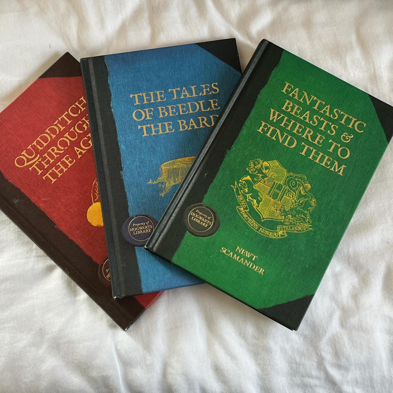 Harry Potter Hogwarts Library set of 3 - Depop
