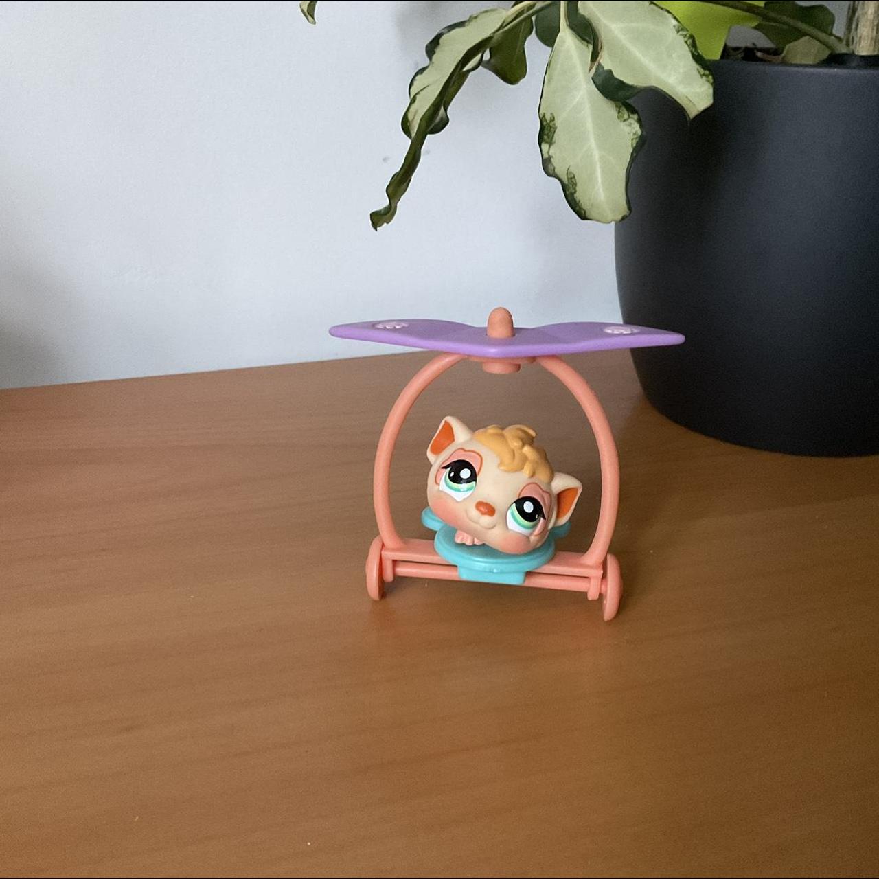 Littlest pet shop 2011 store