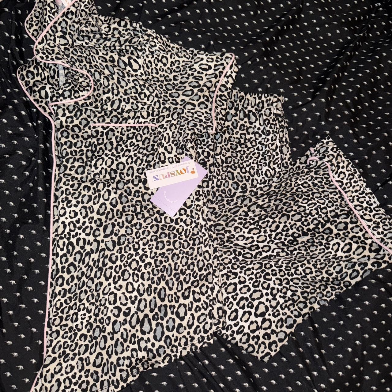 Leopard print pajama set Capri pants | Depop