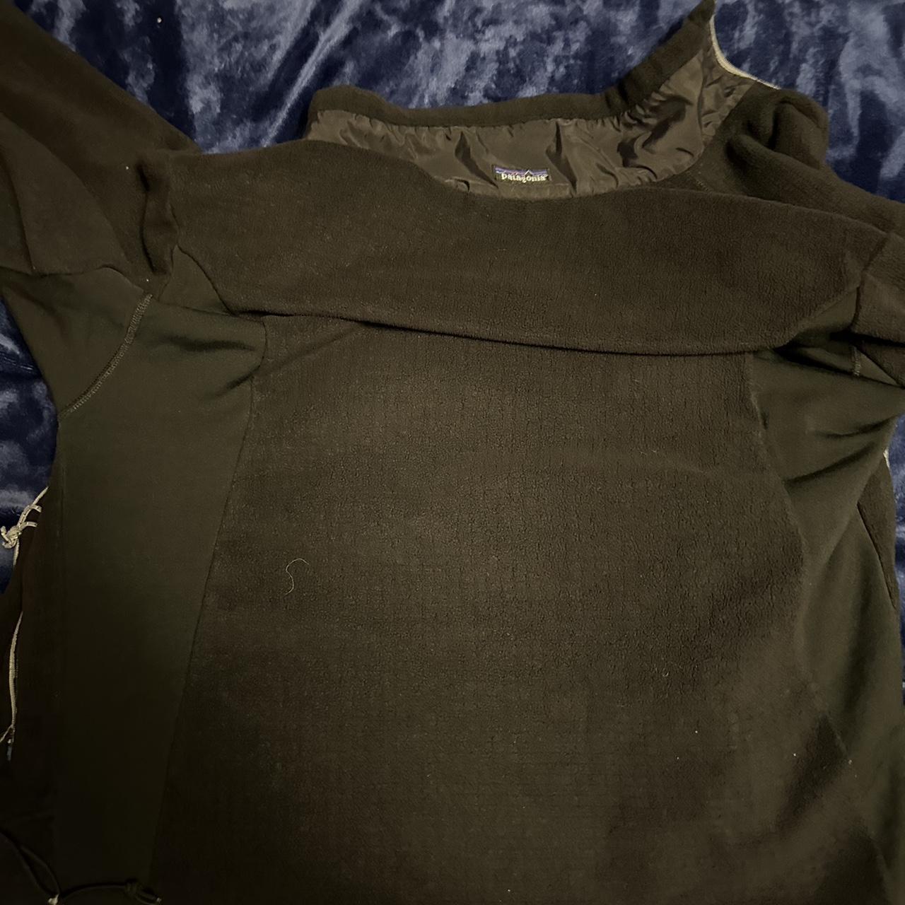 Cozy Patagonia fleece. Great for fall and winter!... - Depop