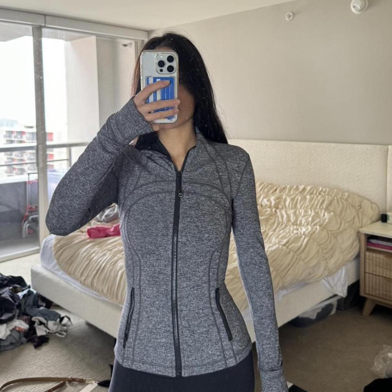 Lululemon Grey Scuba Zip Up Size 2 - Depop