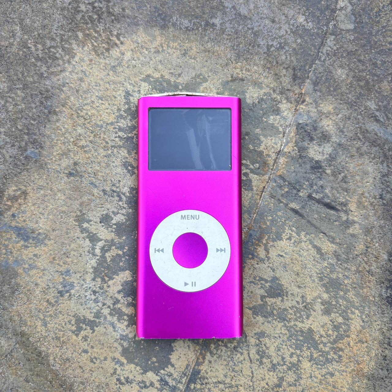 Pink ip0d #y2k (Does not work !!!!) - Depop