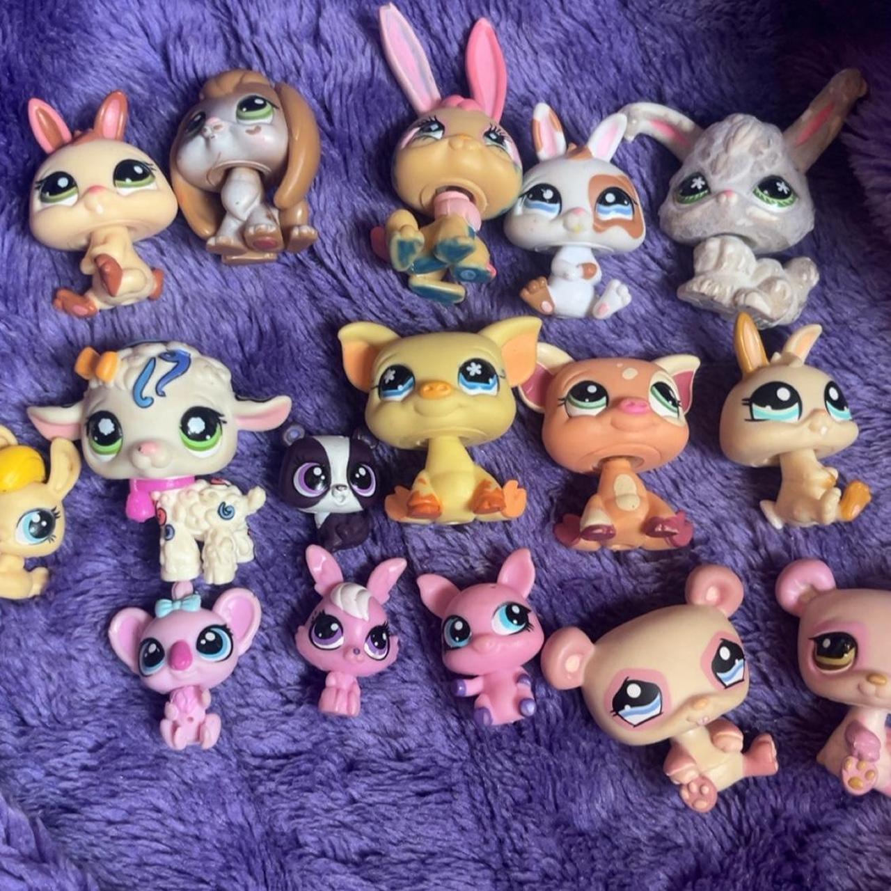 Littlest Pet Shop !DAMAGED! set of 16 figures #LPS... | Depop