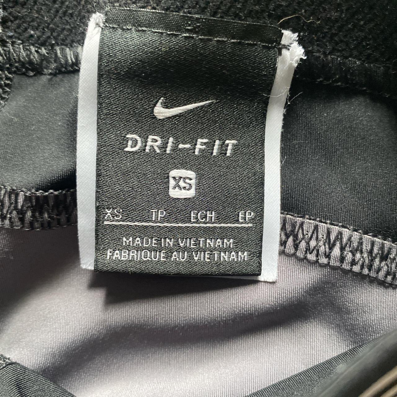 XS nike pros color- black and grey *never worn - Depop