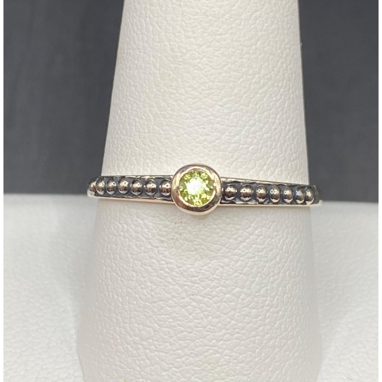 Town & country 925 peridot ring Stamped: 925... - Depop