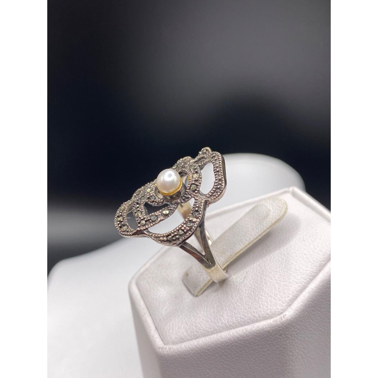 Marcasite Pearl floral ring Stamped: 925... - Depop