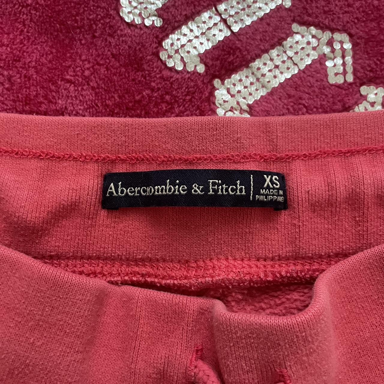 Pink Abercrombie sweats🌷 Bottom cuffs are slightly... | Depop