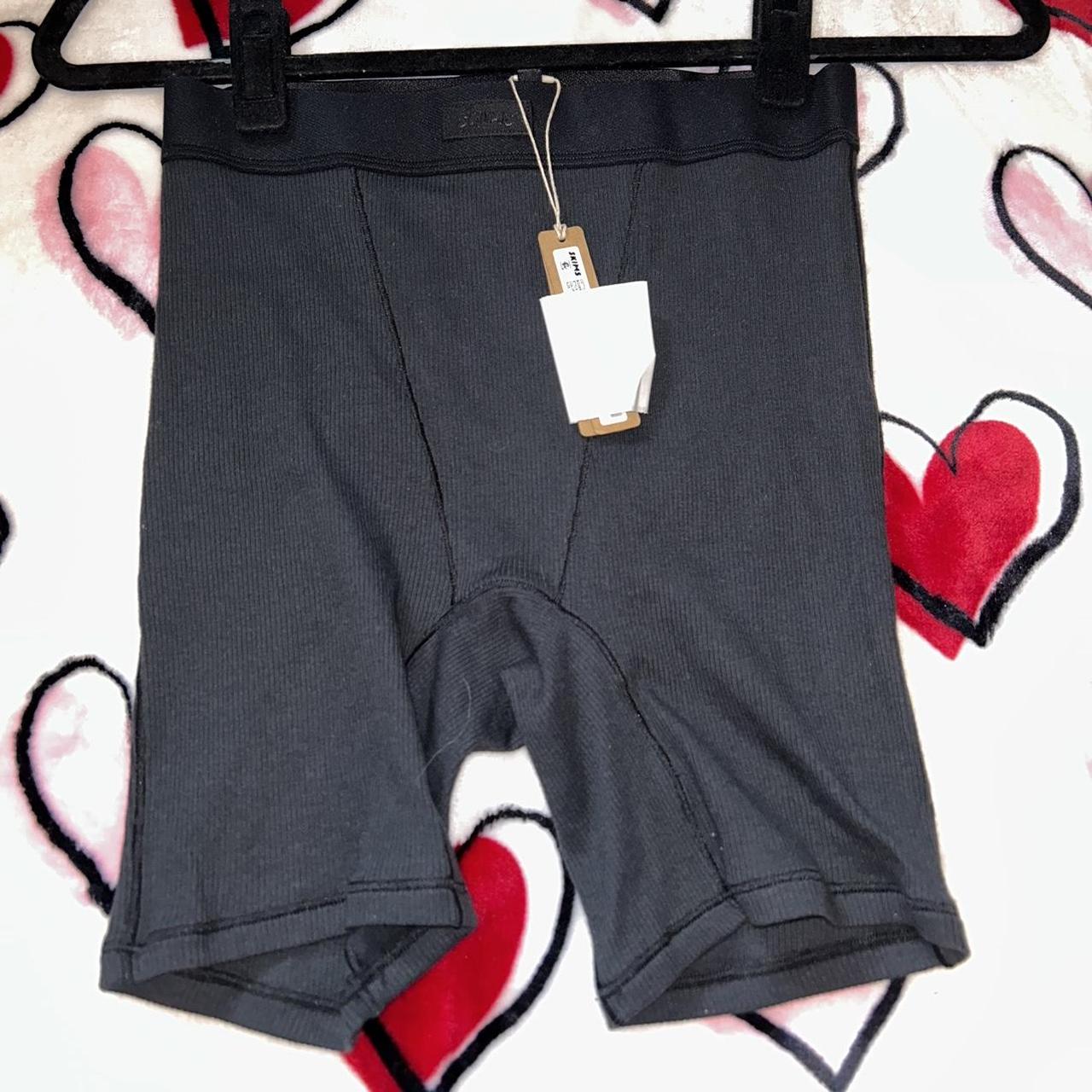 skims boxers - Depop