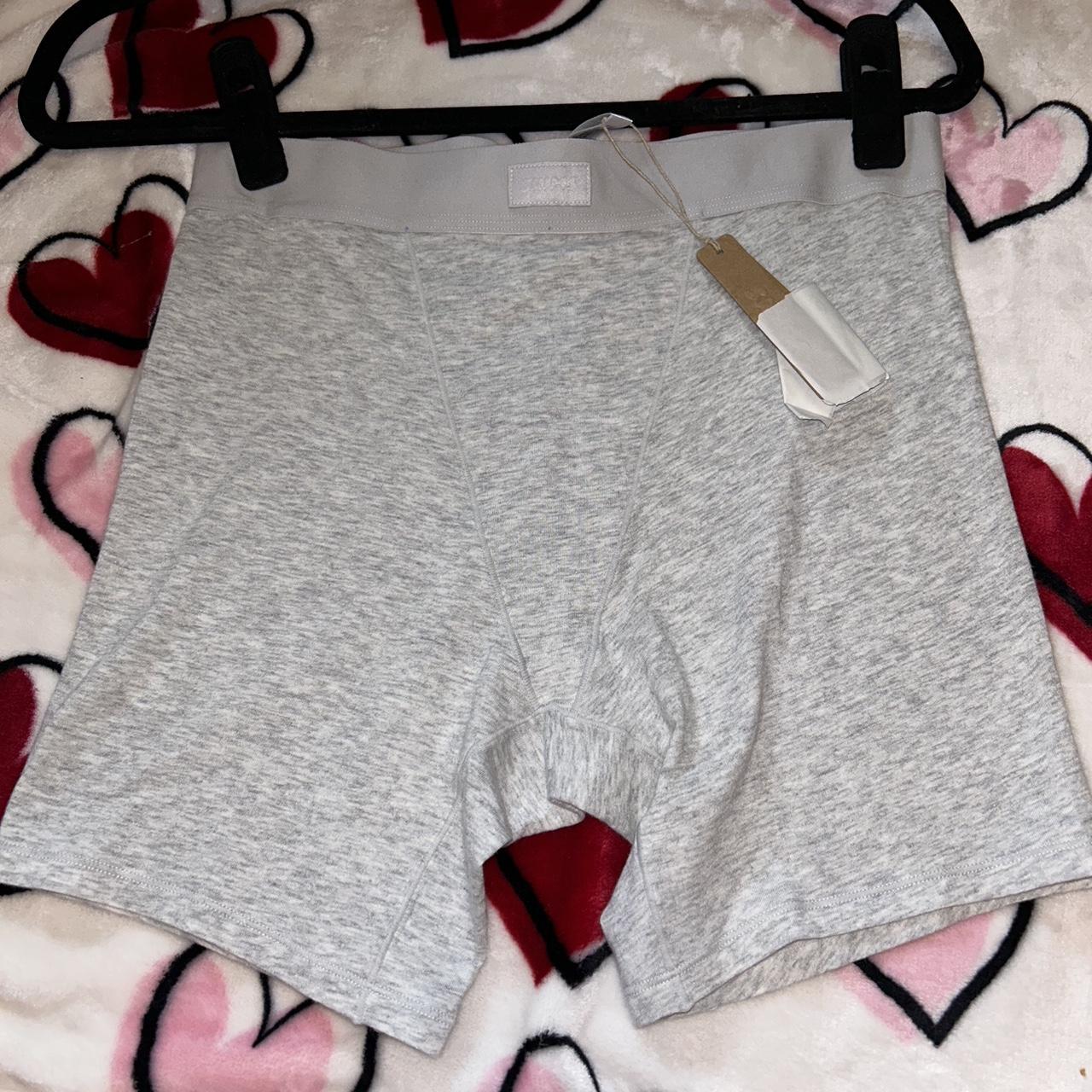 skims boxers - Depop