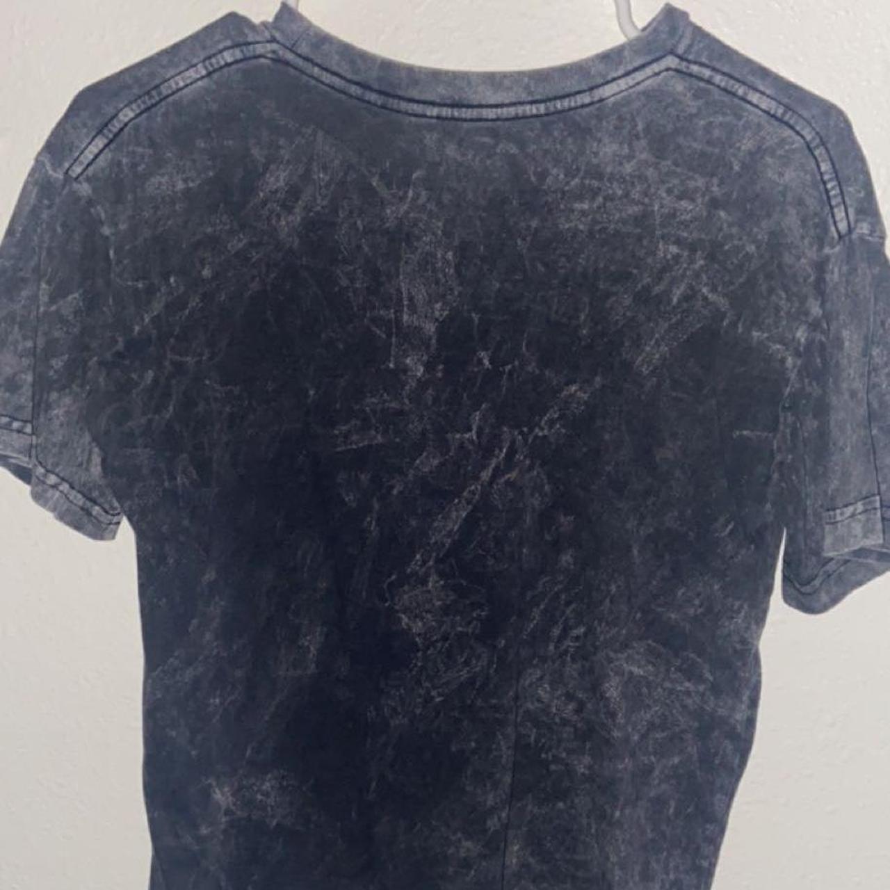 𝐜𝐡𝐚𝐫𝐜𝐨𝐚𝐥 𝐠𝐫𝐞𝐲 𝐦𝐞𝐭𝐚𝐥𝐥𝐢𝐜𝐚 𝐬𝐡𝐢𝐫𝐭. 𝐬𝐢𝐳𝐞 𝐬𝐦𝐚𝐥𝐥. 𝐥𝐞𝐭𝐭𝐞𝐫𝐬... - Depop