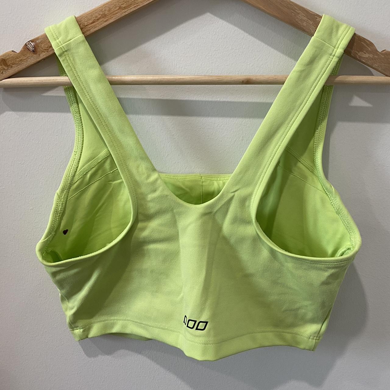 Lorna Jane crop - Depop