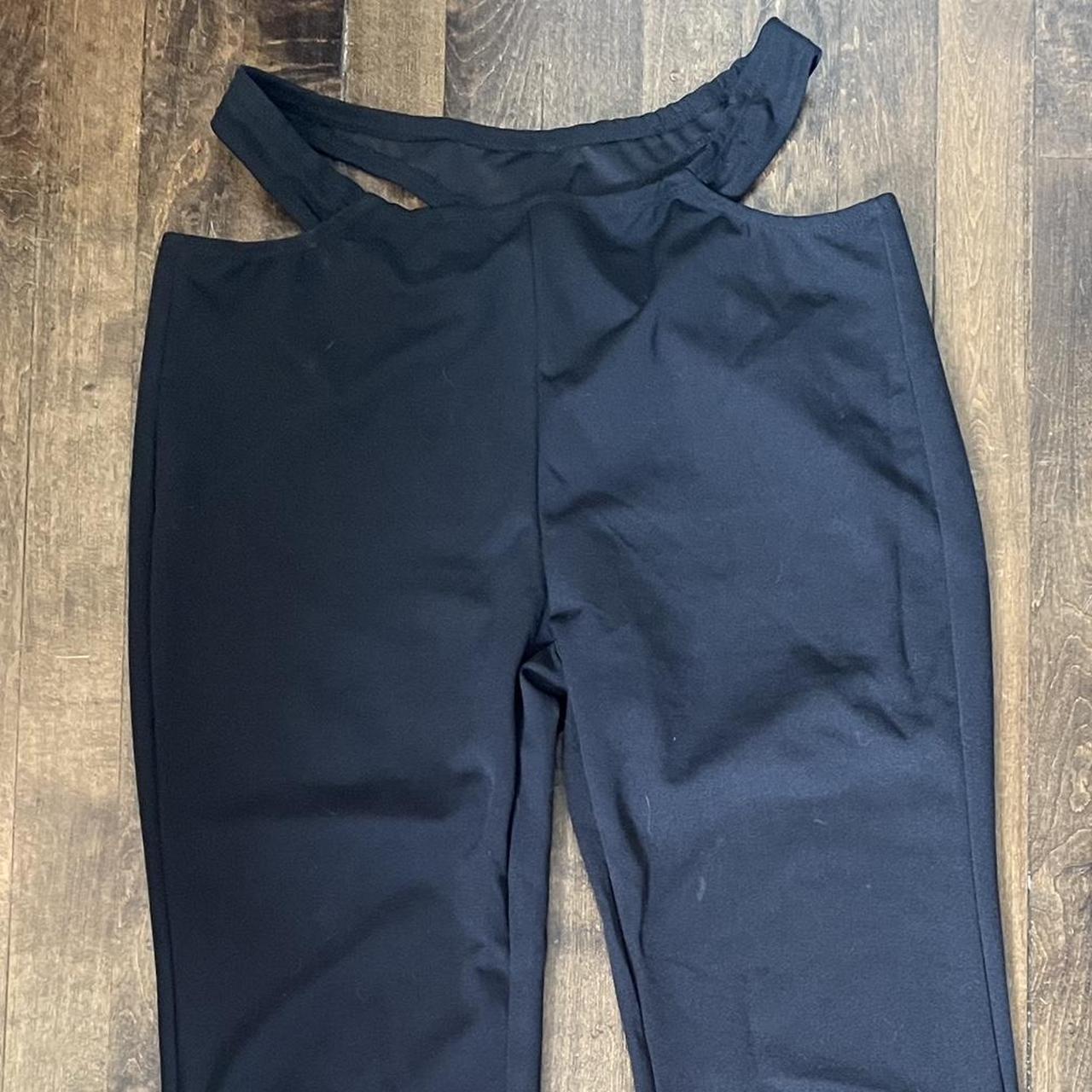 CAPE CLIQUE thong flared leggings Super hot 🥵... - Depop